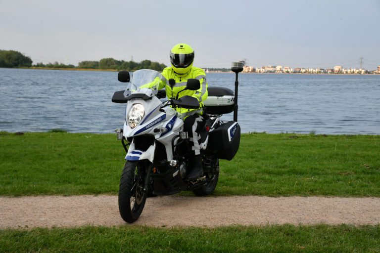 Handhaving gemeente Zuidplas slagvaardiger met nieuwe motorfiets ...