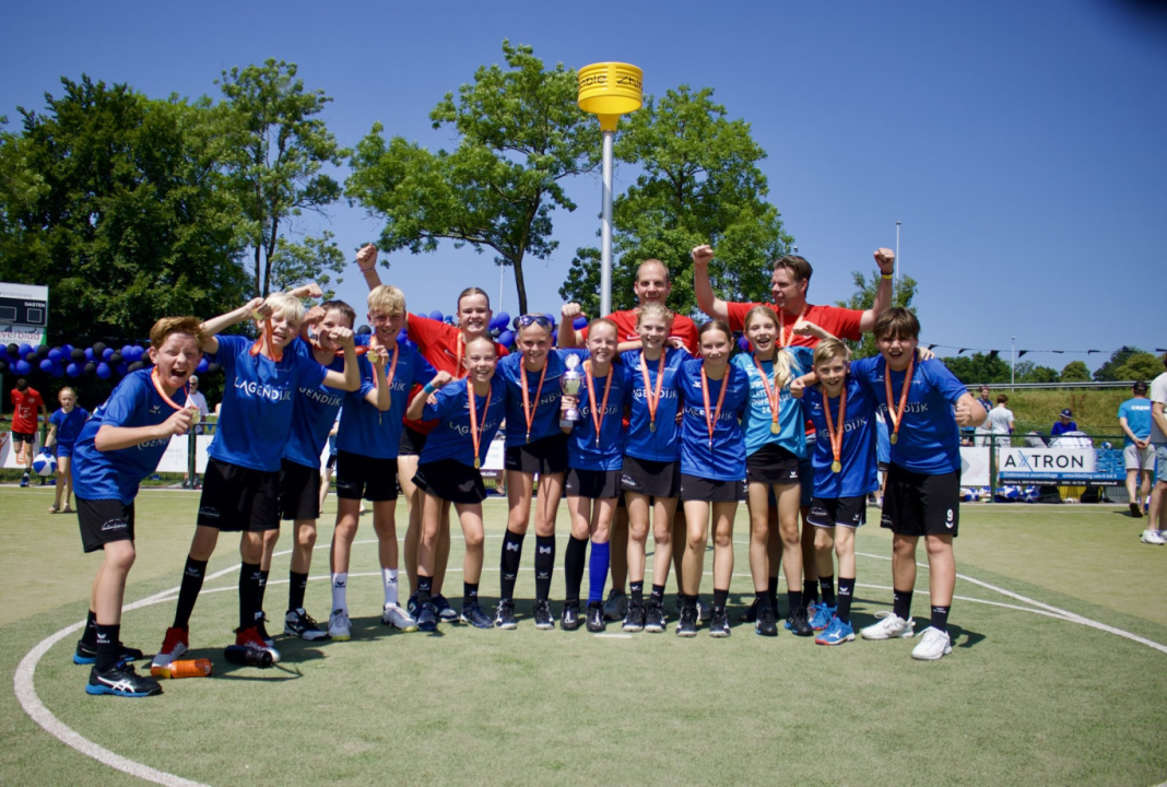 CKV Nieuwerkerk D1 landskampioen, zilver voor C1 | Gouwe IJssel Nieuws